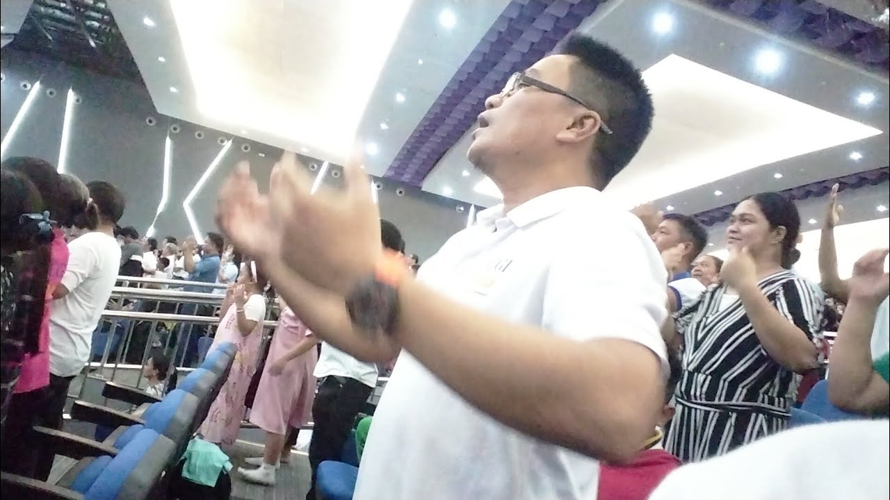 Bakit may mga tao na magulo ang buhay? - YouTube