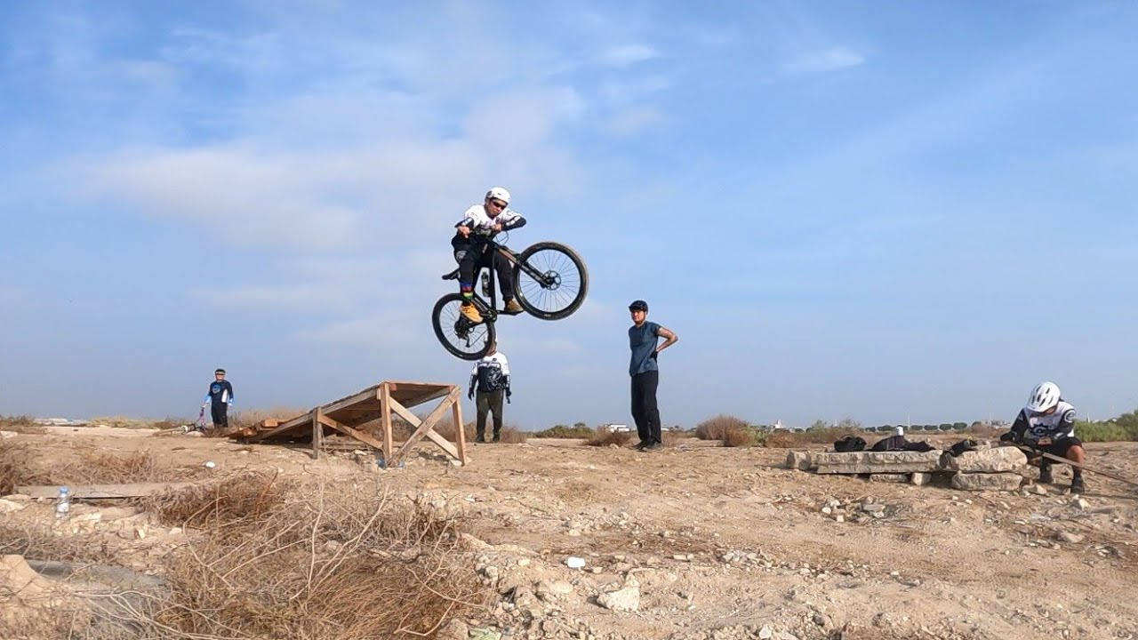 jump session with ANML MTB and melon boys - YouTube