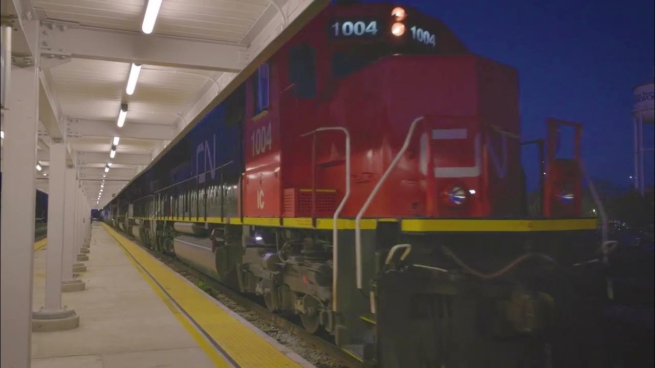 Railfanning on the CN and Metra Electric in Homewood, Illinois - YouTube