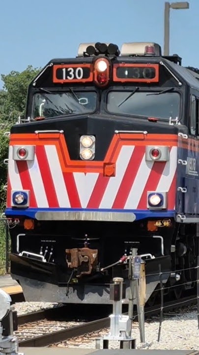 METX 130 with a Hornshow! - YouTube