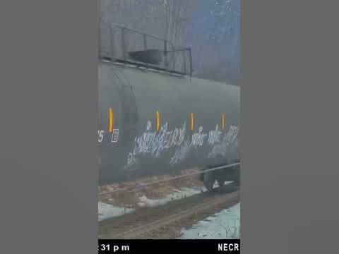 NECR 4063, 3474 & VRS 208 heading to Saint Albans #train #railfaning #railway #vermont - YouTube