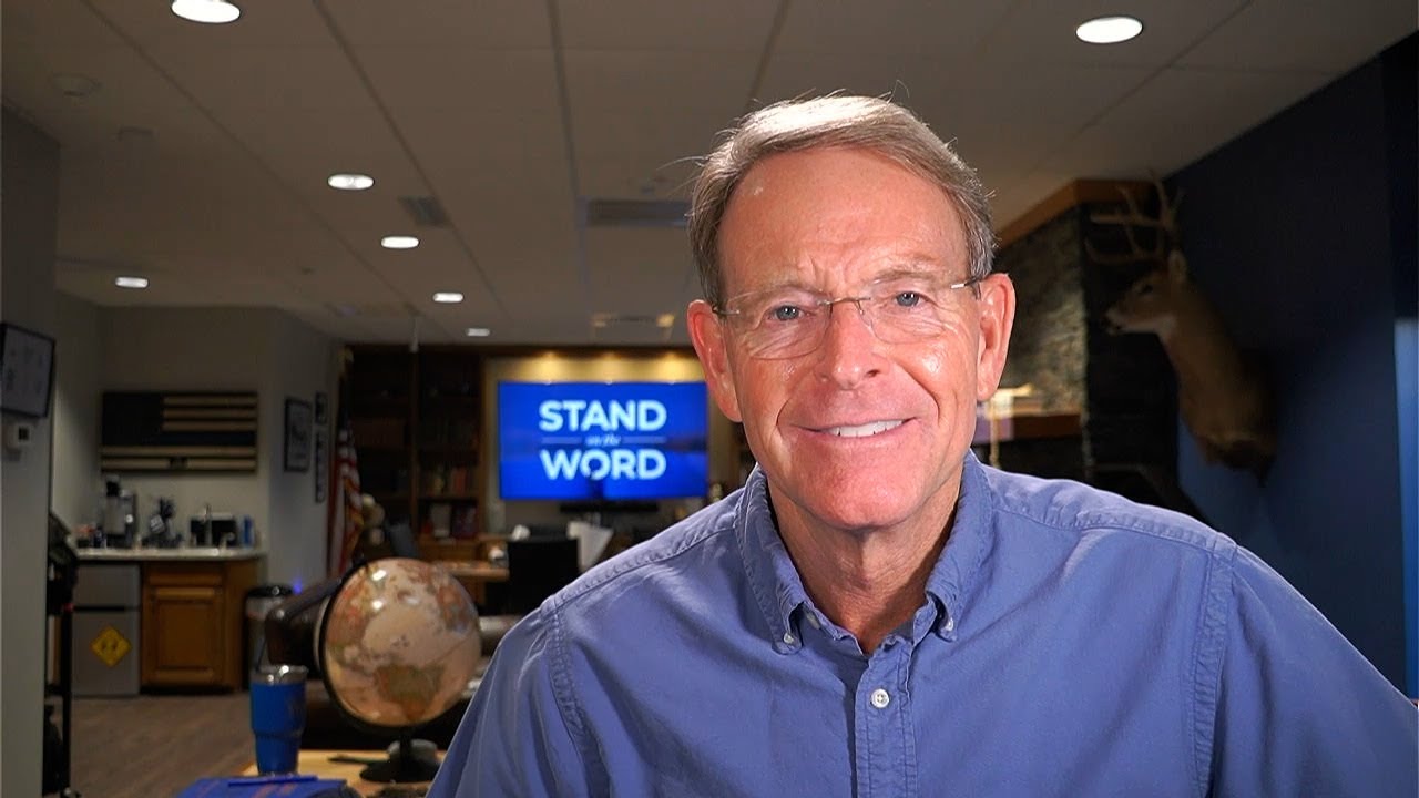 Luke 22-23 | Stand on the Word - YouTube