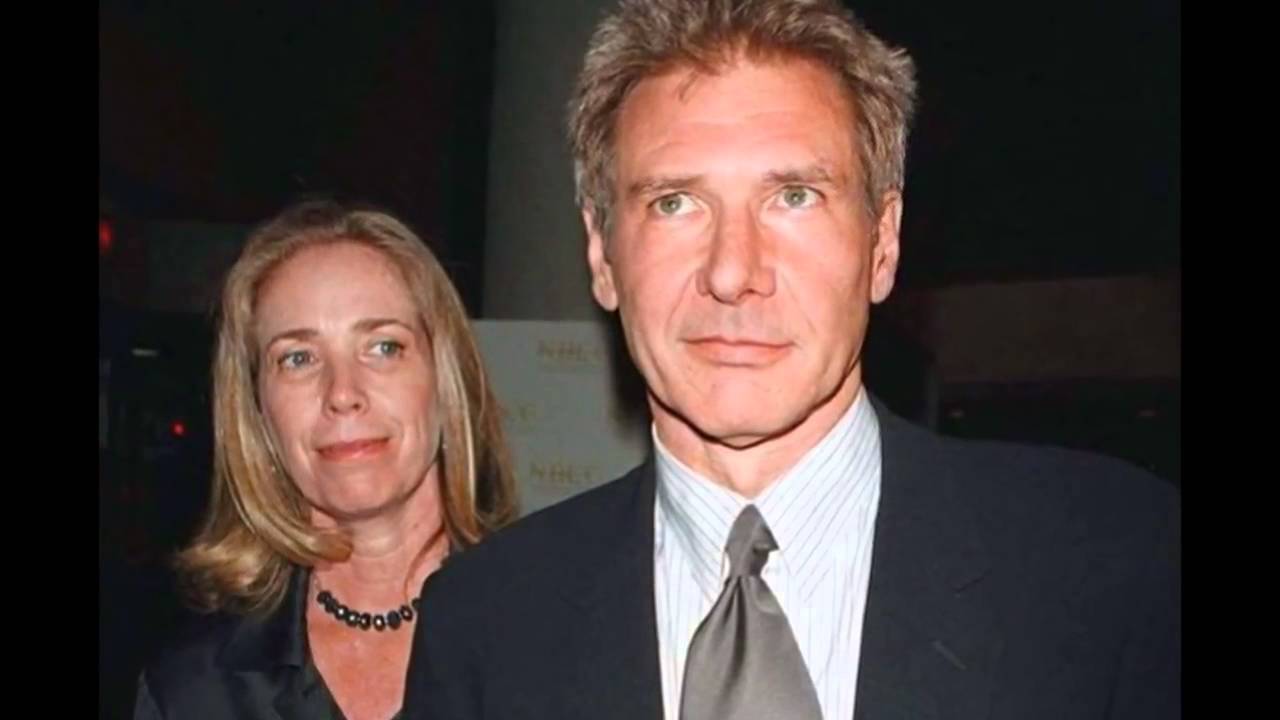 Melissa Mathison, ET screenwriter, dies aged 65 in Los Angeles - YouTube