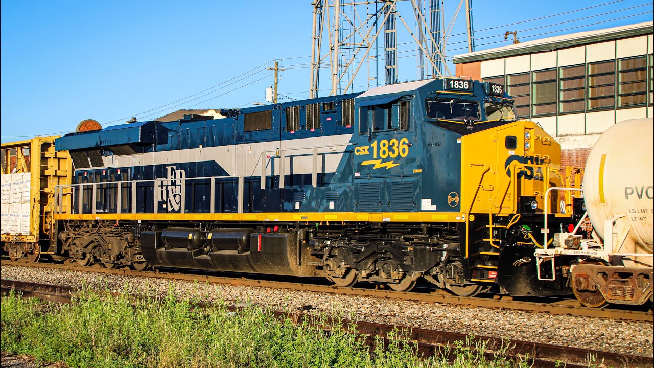 AMAZING M691 Part 2: BRAND NEW RF&P Heritage Unit as Mid-DPU in Waycross, GA! | 3/7/2024 - YouTube