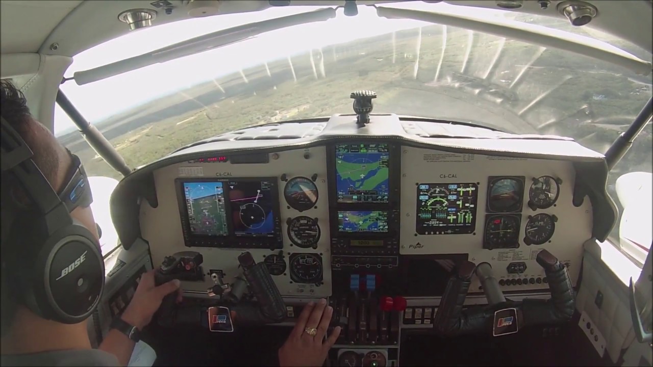 Piper Aztec - Flight to Deadman's Cay - YouTube