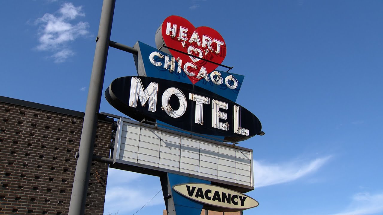 Heart O' Chicago Motel - WGN Story - YouTube