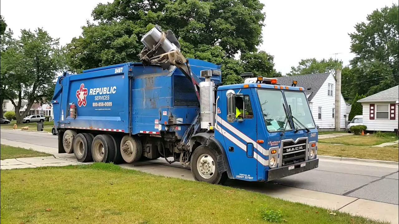 Republic Services: Mack LEU/ Heil DuraPack Python - YouTube