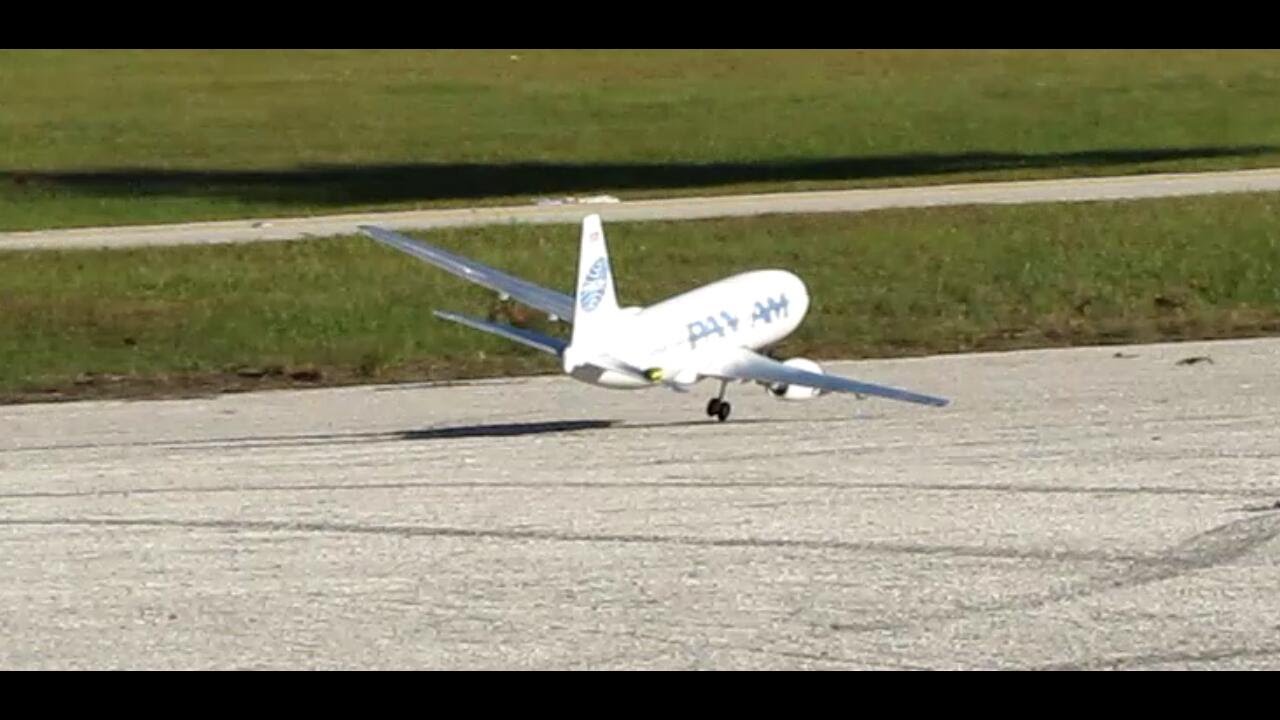 RC Windrider 737 EDF Jet Flight Rough Landings - YouTube