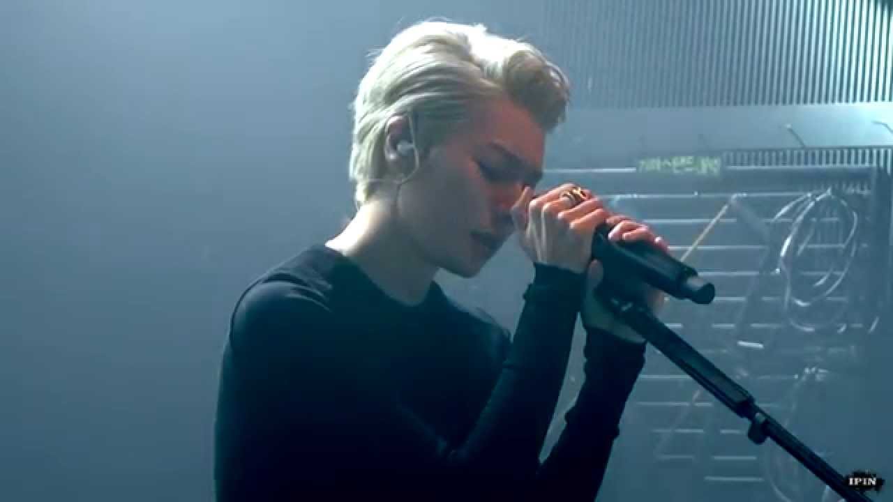 디어클라우드 (Dear Cloud) - 사라지지 말아요 @ 20140518 민트페스타 - YouTube