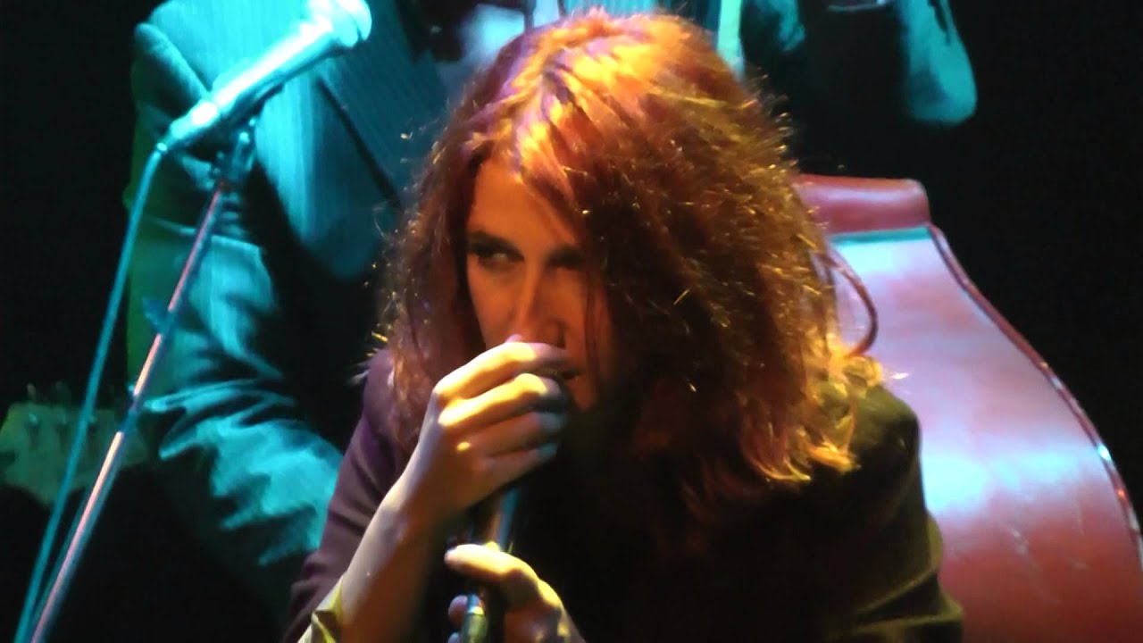 Maria Papageorgiou | One ( Ane Brun Cover ) - YouTube