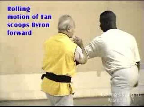 Eddie Chong's Wing Chun Arm Breaking / Joint Locking Applications - YouTube