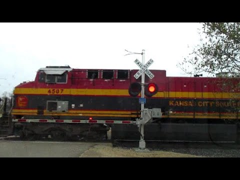 KCSM 4507 West CPKC 645 Filmed In Welch Township MN (11-13-2024) - YouTube