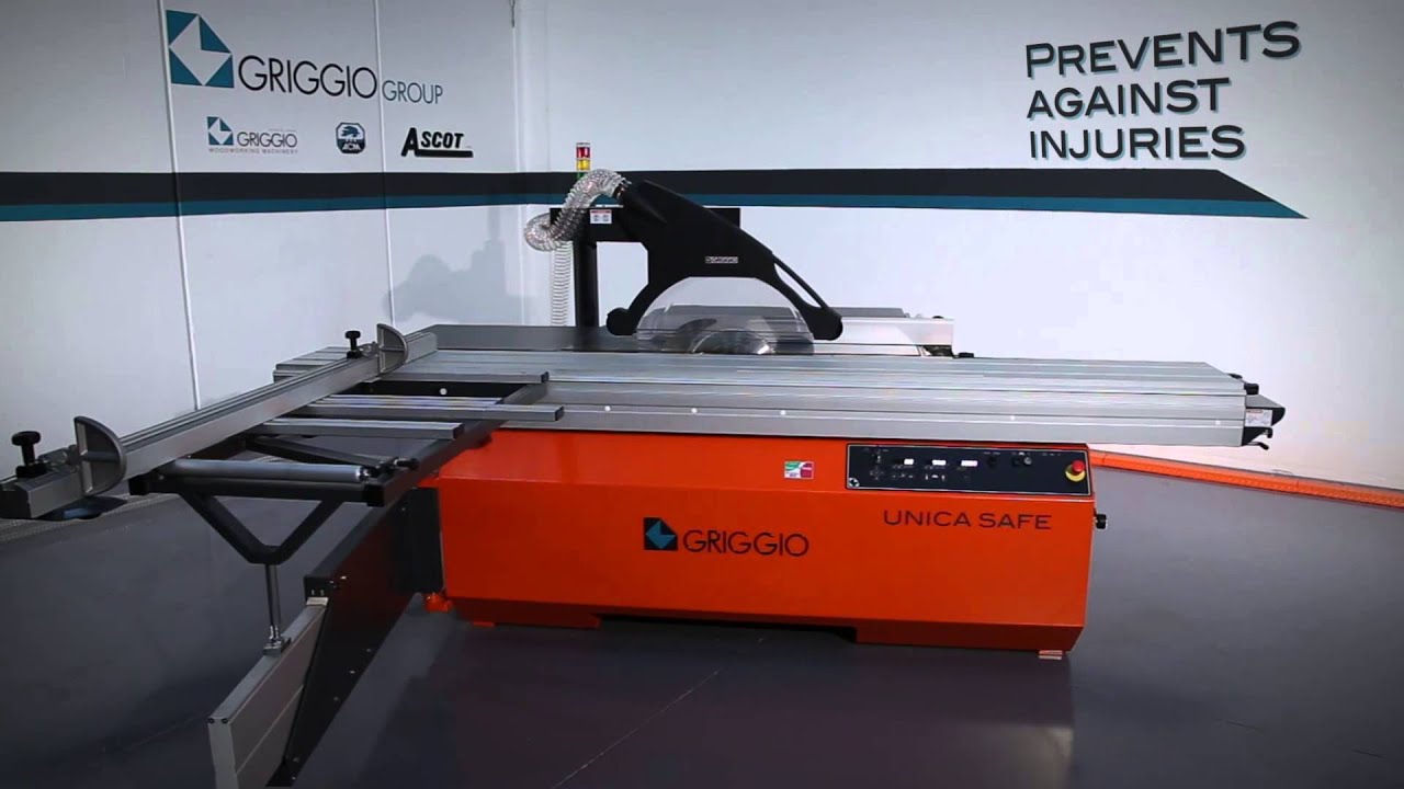 Griggio UNICA SAFE - a panel saw with an innovative safety device - YouTube
