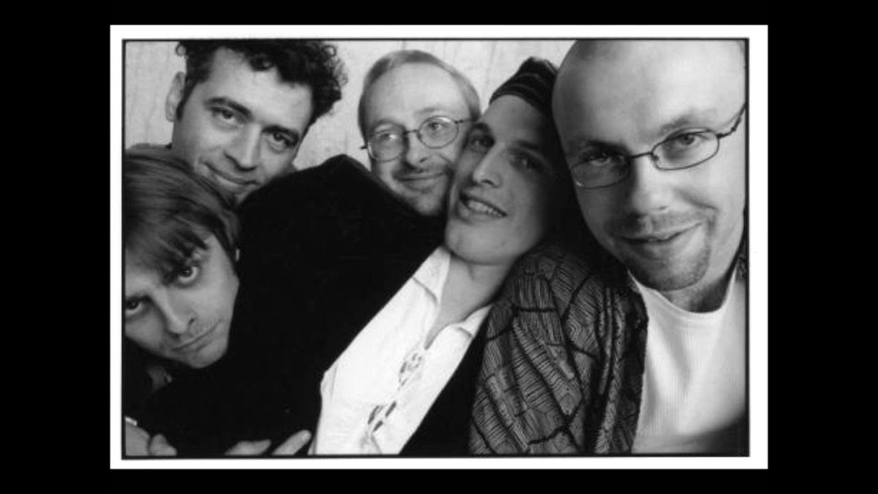 Mes Souliers Sont Rouges - Nuit Humide - YouTube