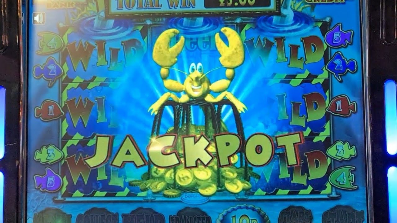 we get jackpot 10p slots in bridlington holiday park - YouTube