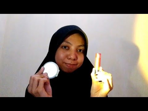 ASMR Doing Your Makeup 💄 | Whispering, Tapping - YouTube