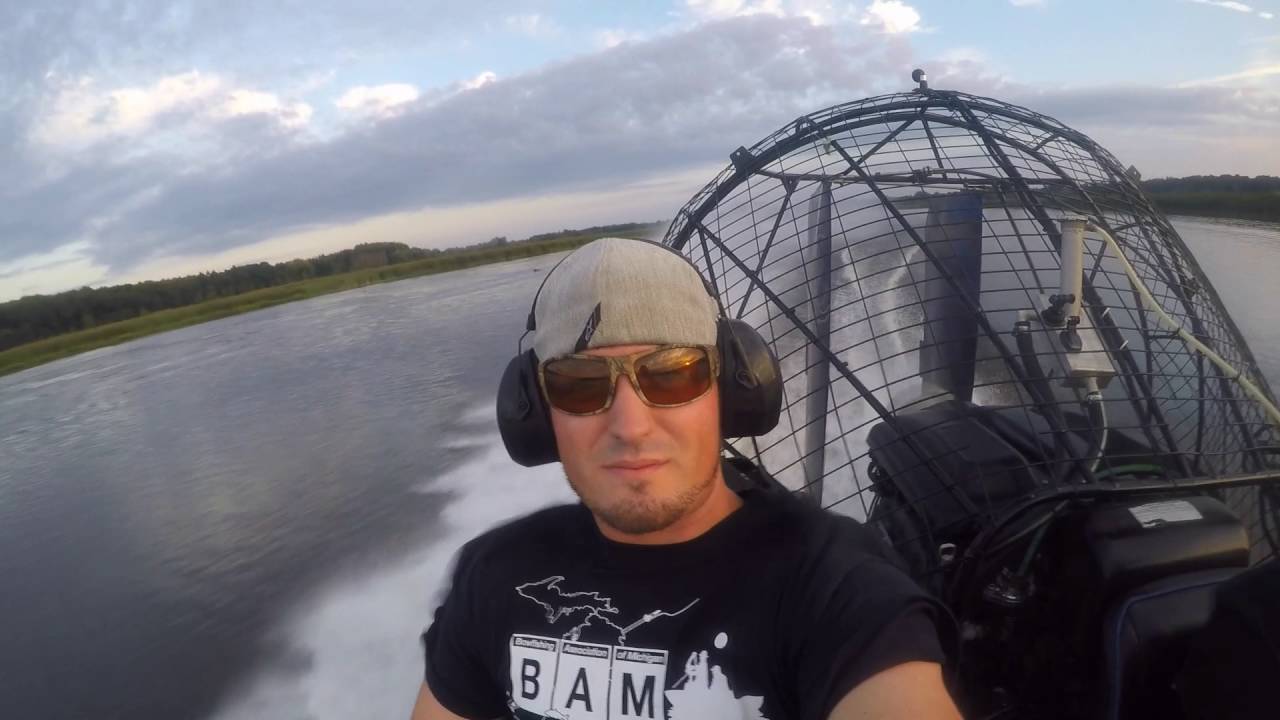 Grand River Scum Classic Airboat Run - YouTube