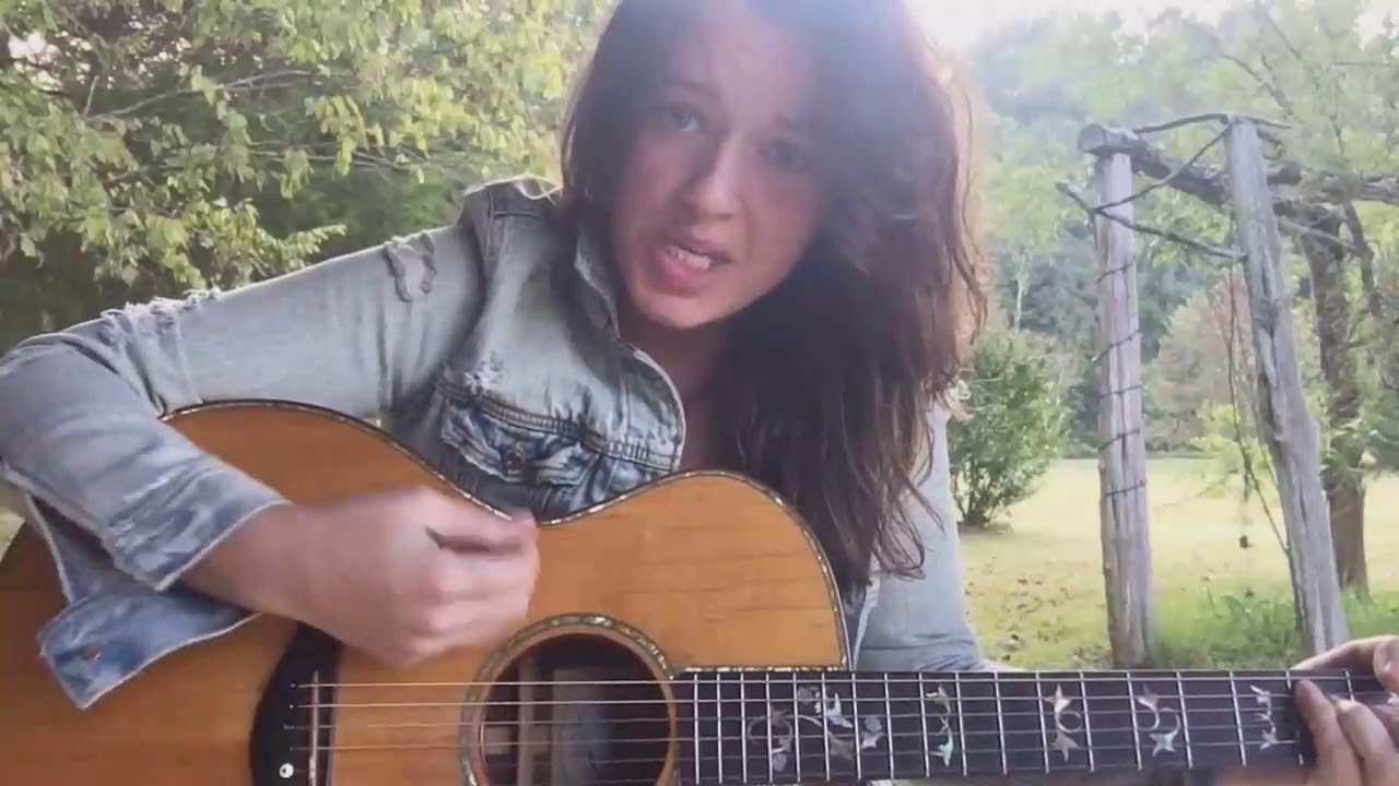 Dawn Beyer - Unfold (Live Country Lifestyle) - YouTube