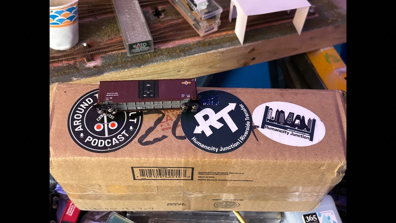 Ooh! Fancy Box! Opening something from Around the Layout Podcast and ...