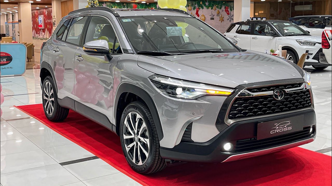 Toyota Corolla Cross 2023 Silver Color-5 Seats SUV [ Interior and ...