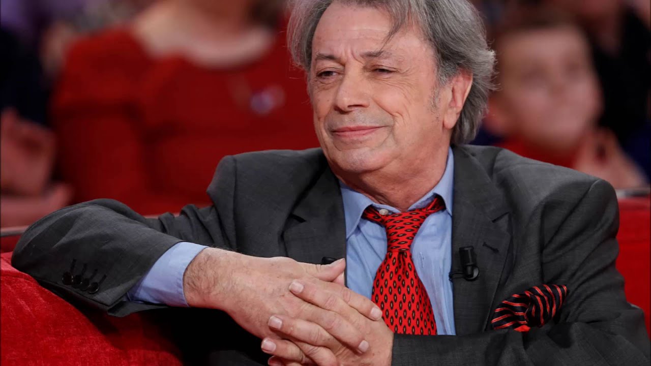 Pierre Carrus Chante: Capri, C'est fini. - YouTube