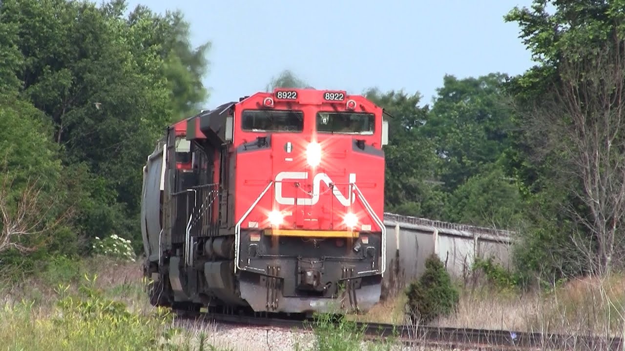 CN 8922 East - an EMD SD70M-2 on 7-4-2015 - YouTube