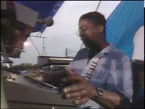 The Neville Brothers / Fire on the Bayou (Live 1989) - YouTube