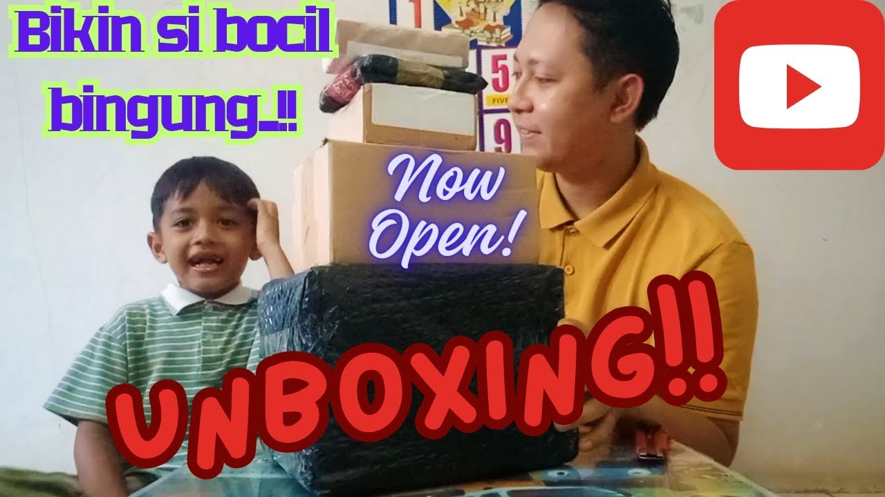 Box paket misterius...??? Unboxing box yang bikin si bocil bingung ...
