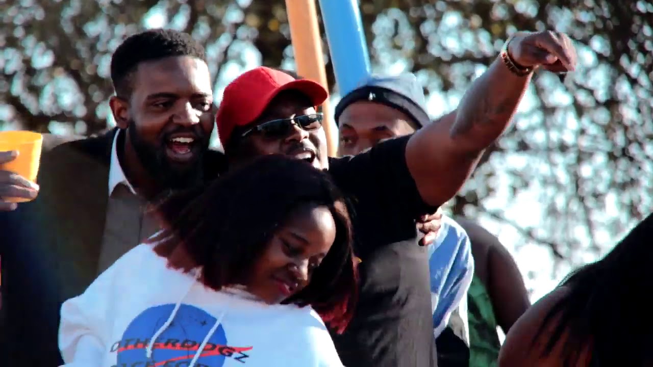 Amu Classic, Kappie,Deejay Thaps (ft. T Man Xpress) Uyazdala (Official ...