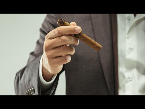 How Real Men Smoke Cigars - YouTube