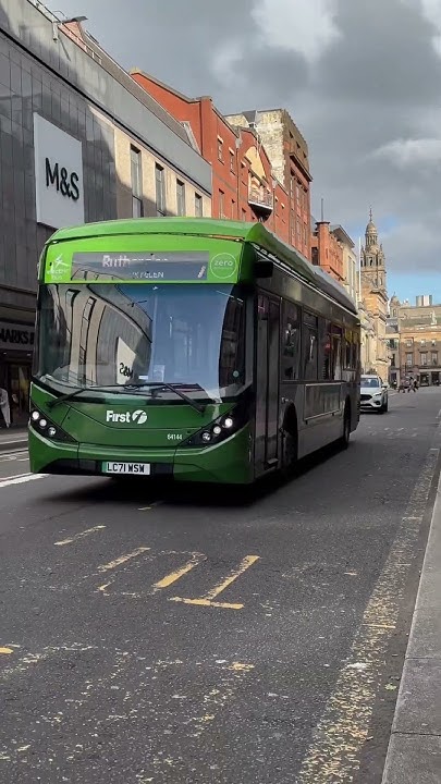 First Glasgow Enviro200EV Off To Rutherglen - YouTube