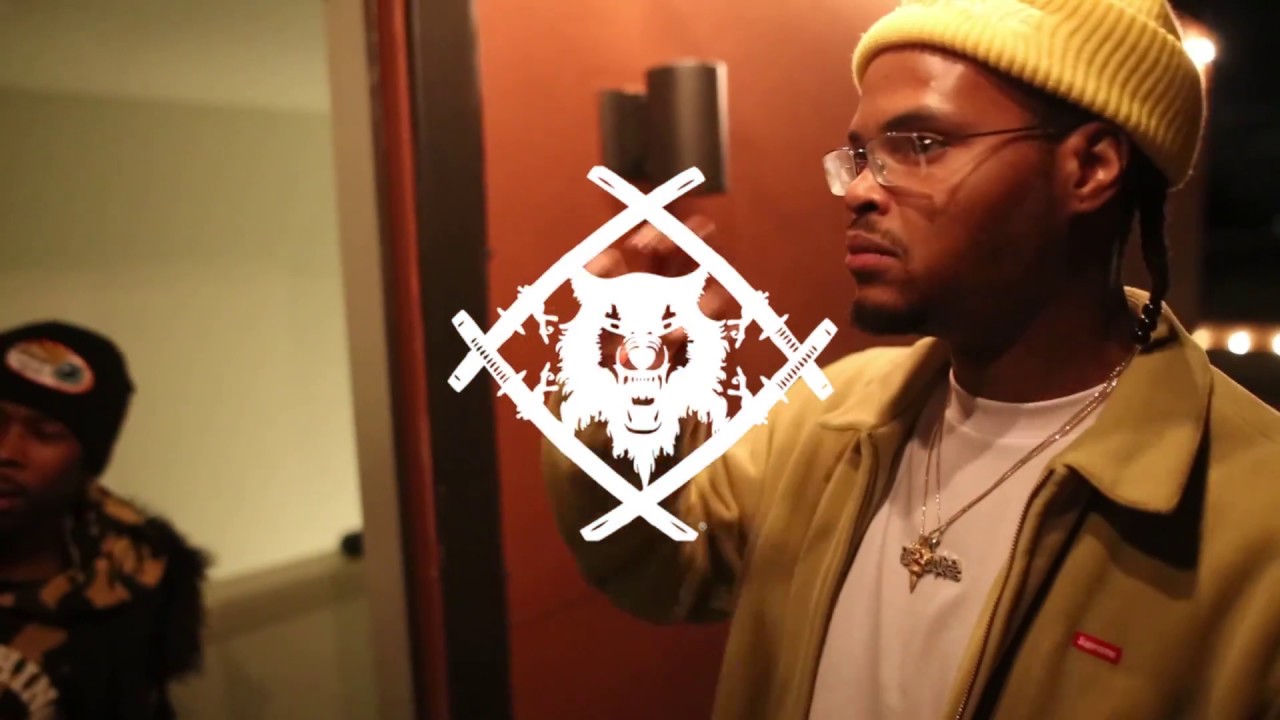 Xavier Wulf Showin' Fan Love on tour - YouTube