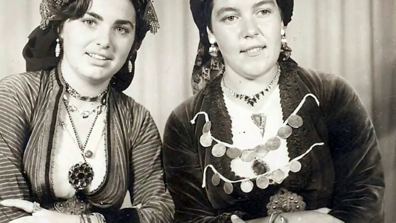 Μπάρμπα Ηλία - Νίκος Ζαπάρτας & Βαγγέλης Παπαναστασίου - YouTube