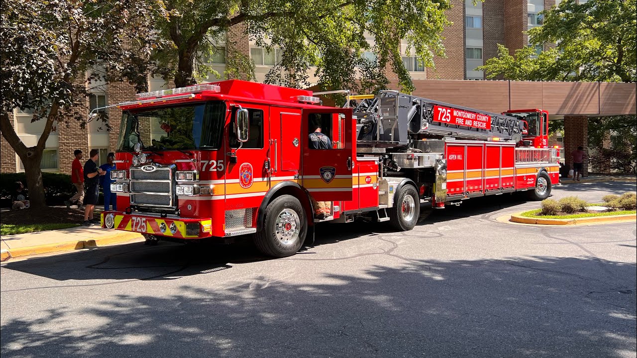 MCFRS Brand New Truck 725, Paramedic Engine 728, Paramedic Engine 716 ...