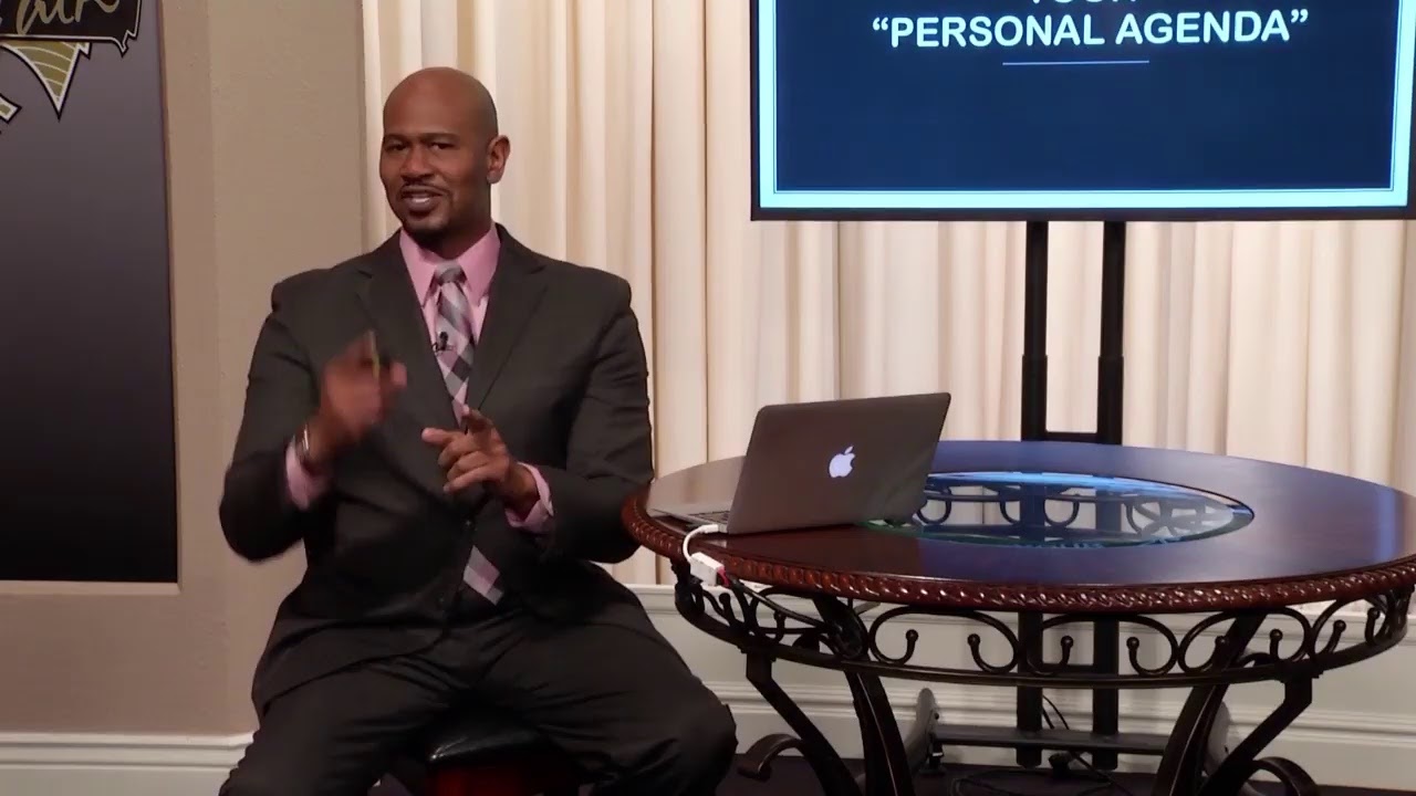 Executive Talk - YouTube