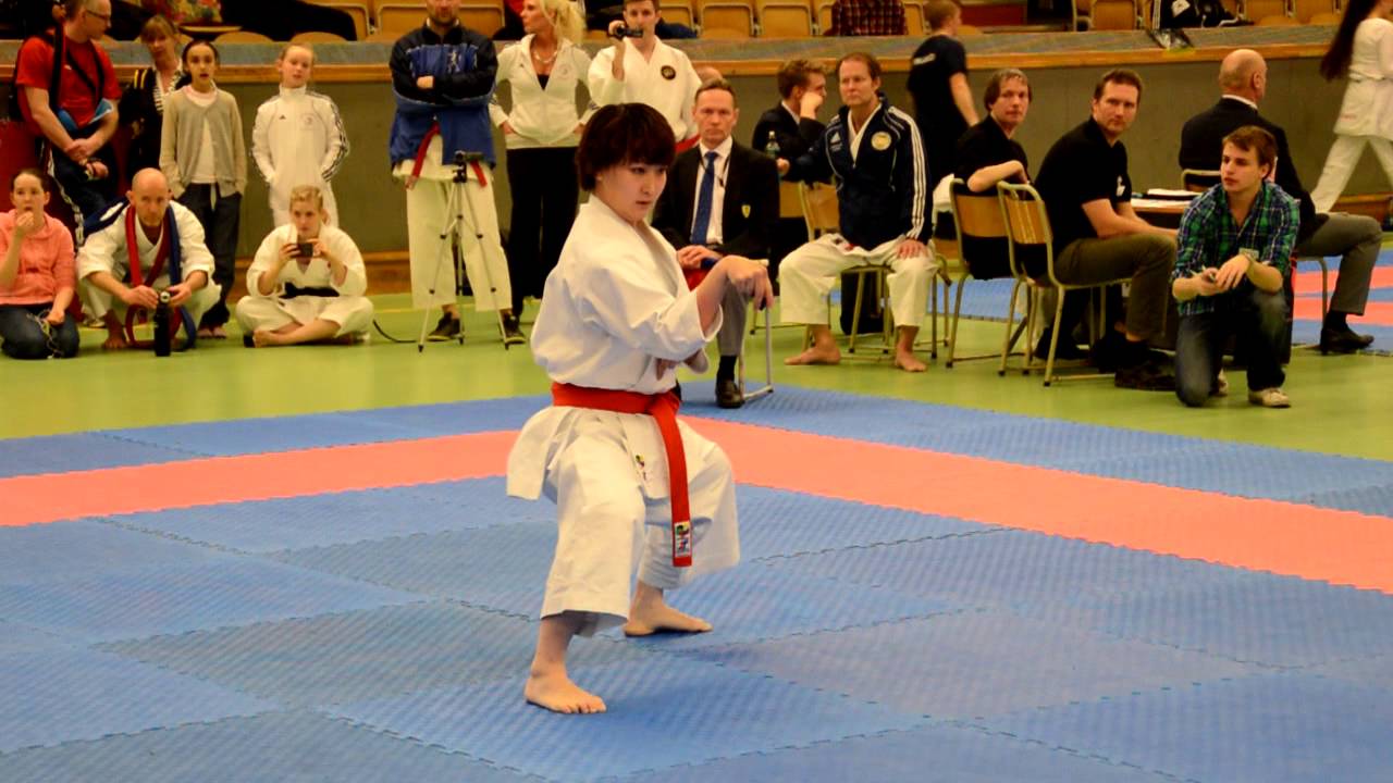 Chieko Nakamura vs Kurumi Yamashita in female final Swedish Kata Trophy ...