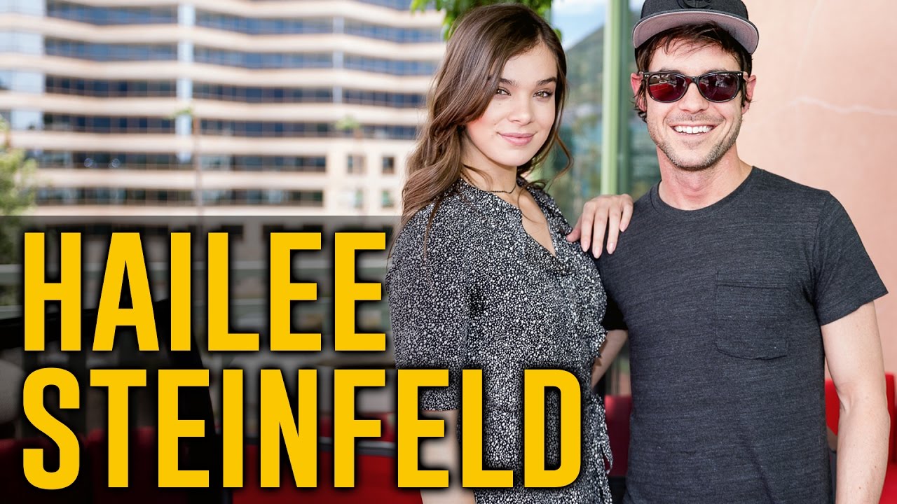 Hailee Steinfeld on The Balcony w/ Kevin Manno - YouTube