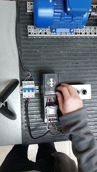 Пульт пуск, реверс, потенциометр SW100 - YouTube