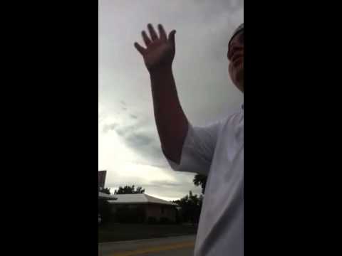 Waving retard - YouTube