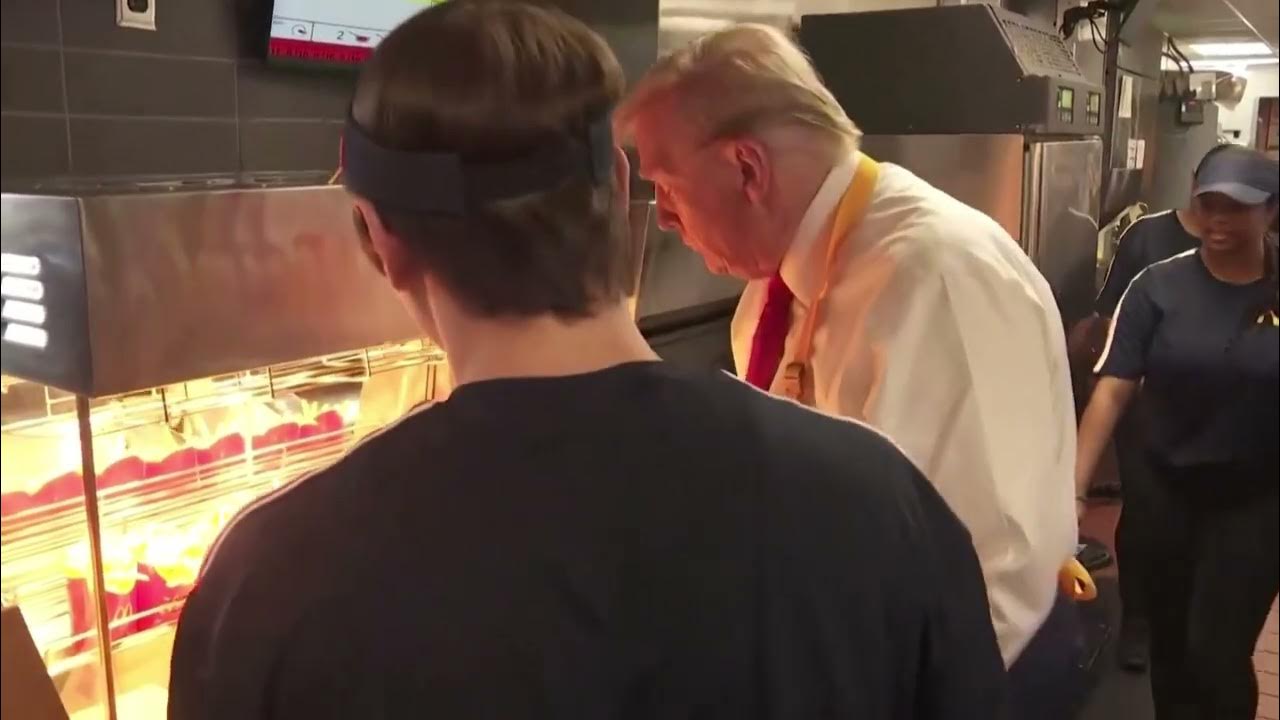 Donald Trump cooks French fries at Pennsylvania McDonalds - YouTube