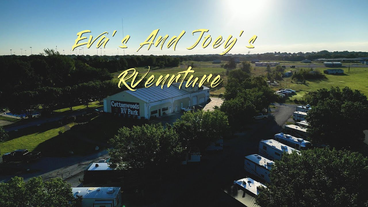 Cottonwood RV Park Columbia, MO - YouTube