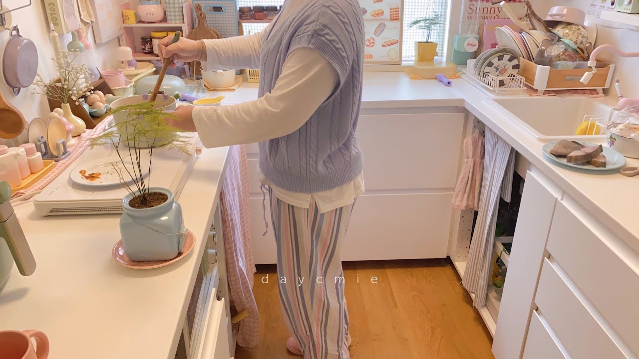 아침 주방 9:AM What Am I Cooking Today? | What My Mom Have Gave Me? - YouTube