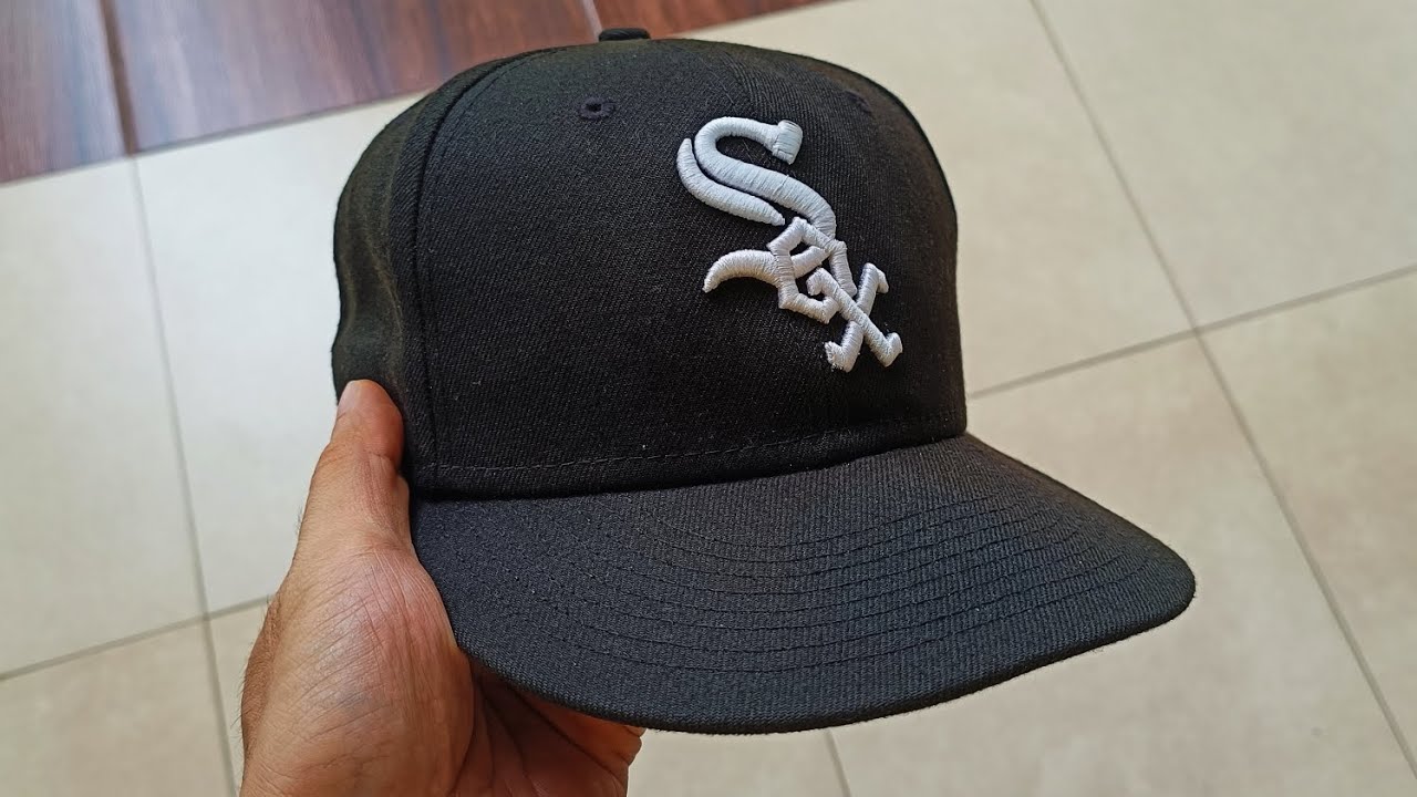 Norak Banget! Baru Pertama Kali Beli Topi New Era! Tahun 2024! - YouTube