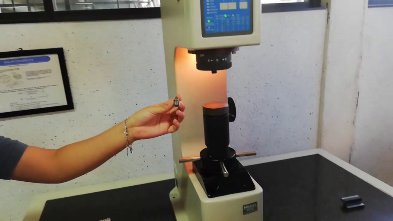 Explicacion del durometro Mitutoyo ATK-600 - YouTube