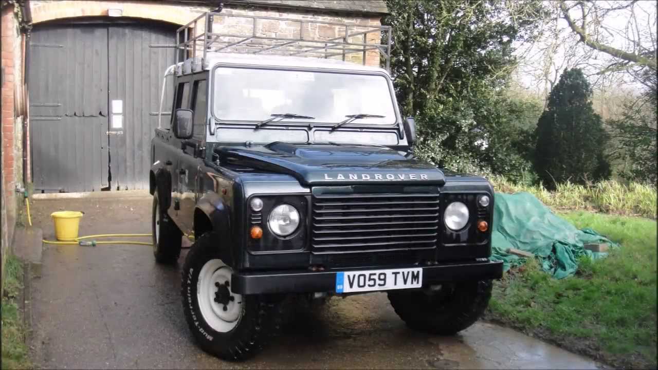 Washing a Land Rover Defender - YouTube