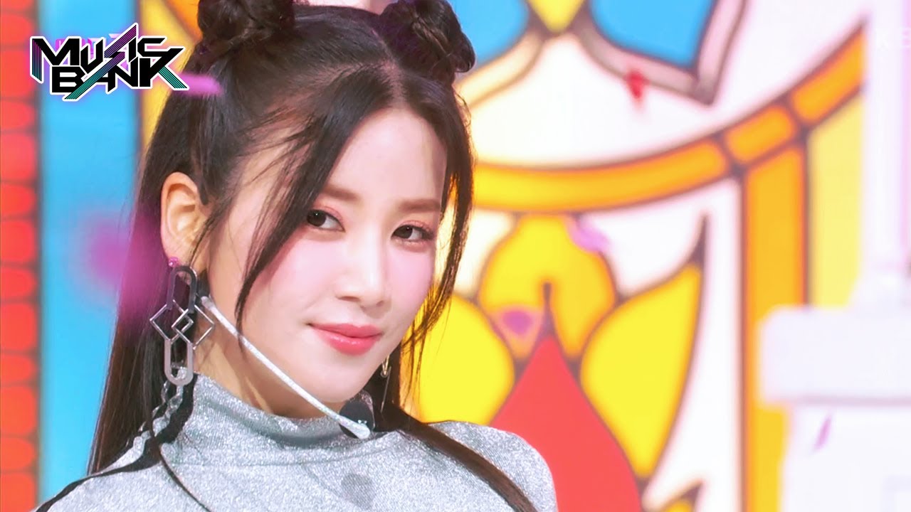 D N D - Apink [Music Bank] | KBS WORLD TV 230407 - YouTube