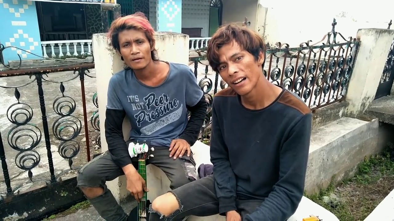 ANAK PUNK JALANAN Anak Punk Ngamen Punk Indonesia - YouTube