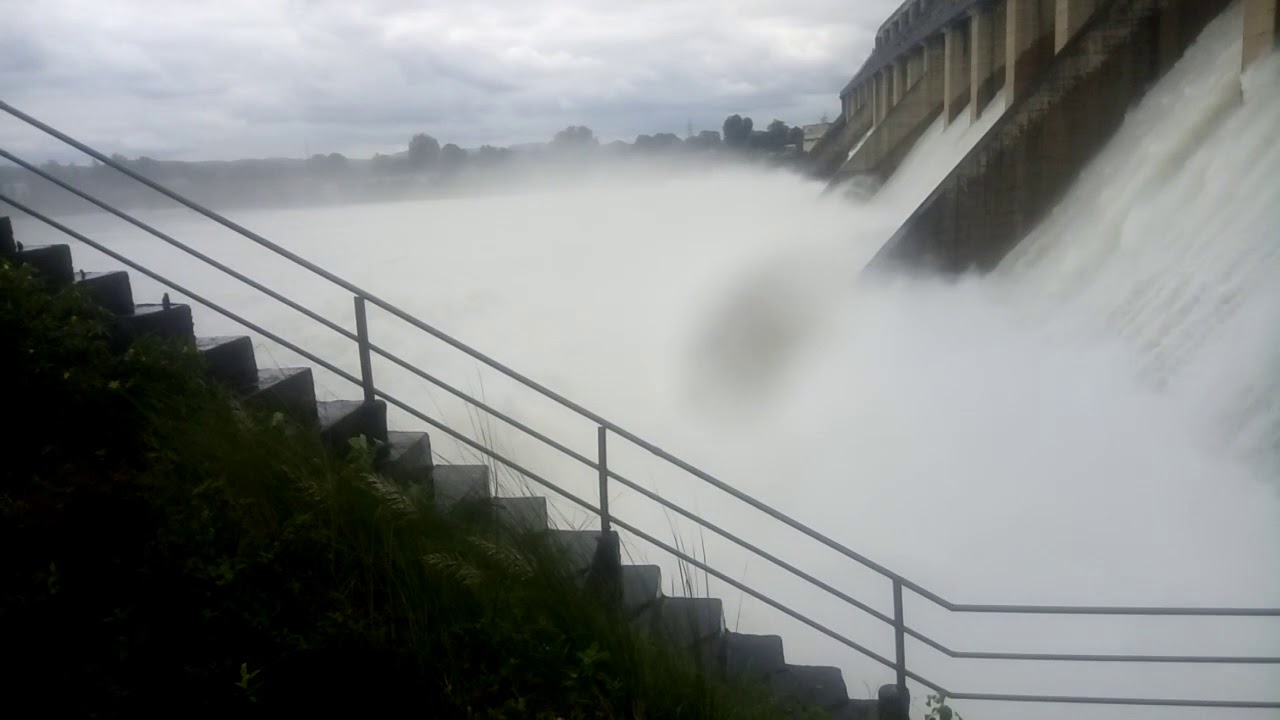 Bansagar dam 18 get open - YouTube
