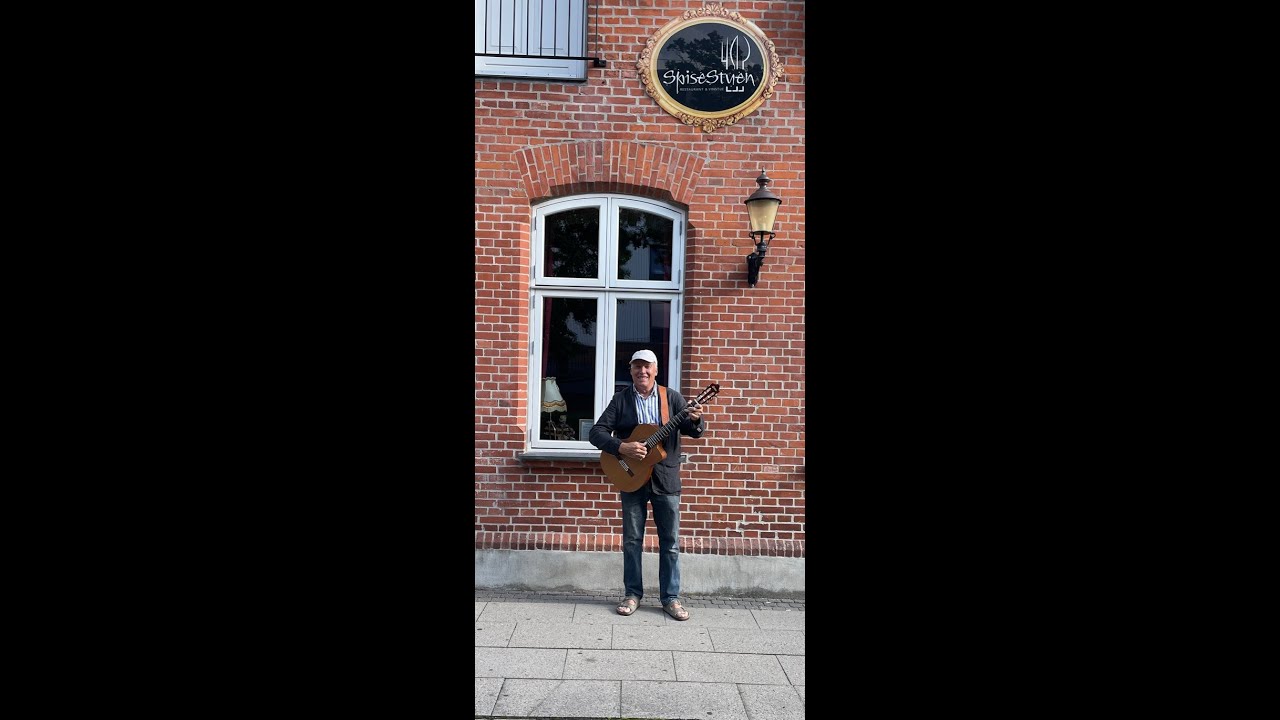 Johan Lorentzen sing along 28-09-2023 - YouTube