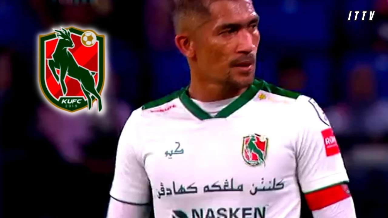 Indra Putra Mahayuddin '42 Years Old' | Experienced Striker vs JDT ...